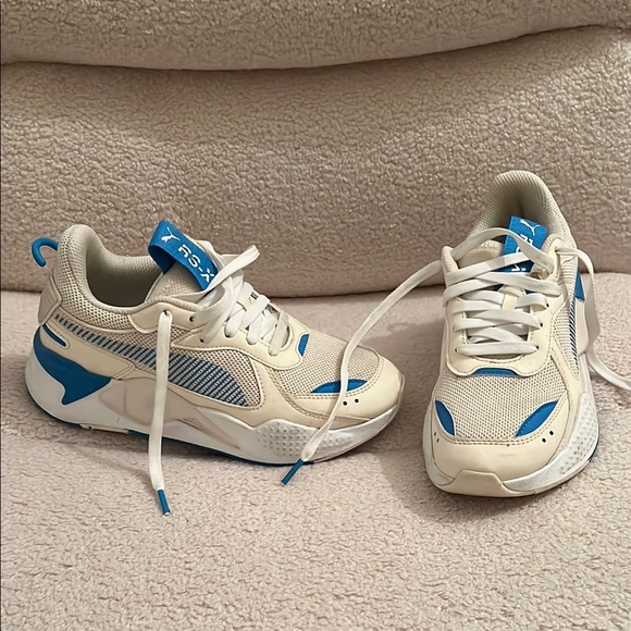 Puma | Shoes | Puma Womens Sneakers Cream And Blue | Poshmark